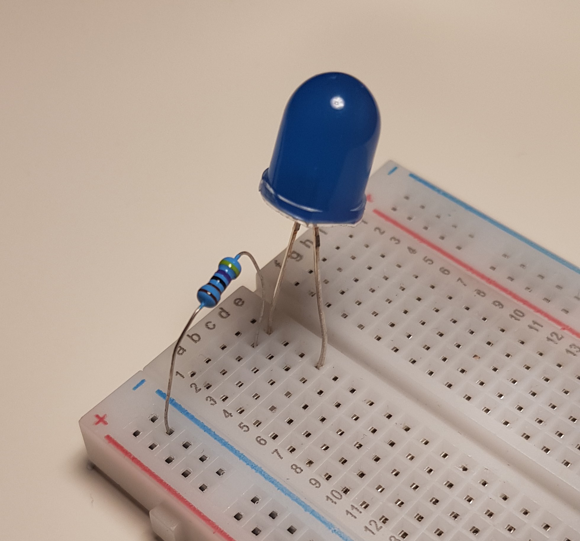 Raspberry Pi nupud ja LED tuled – Lisamoodulid